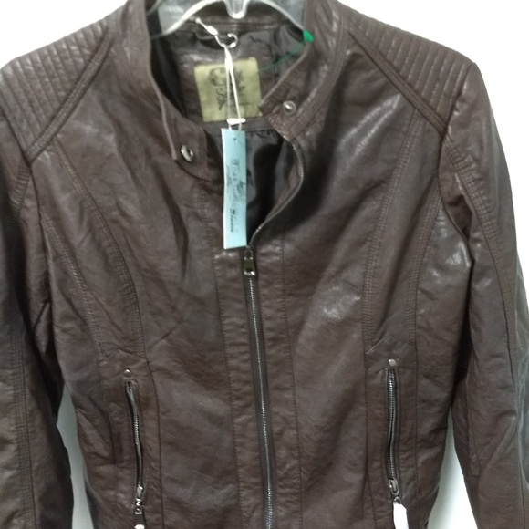 Cat Walk Studio | Jackets & Coats | Ladies Leather Jacket | Poshmark